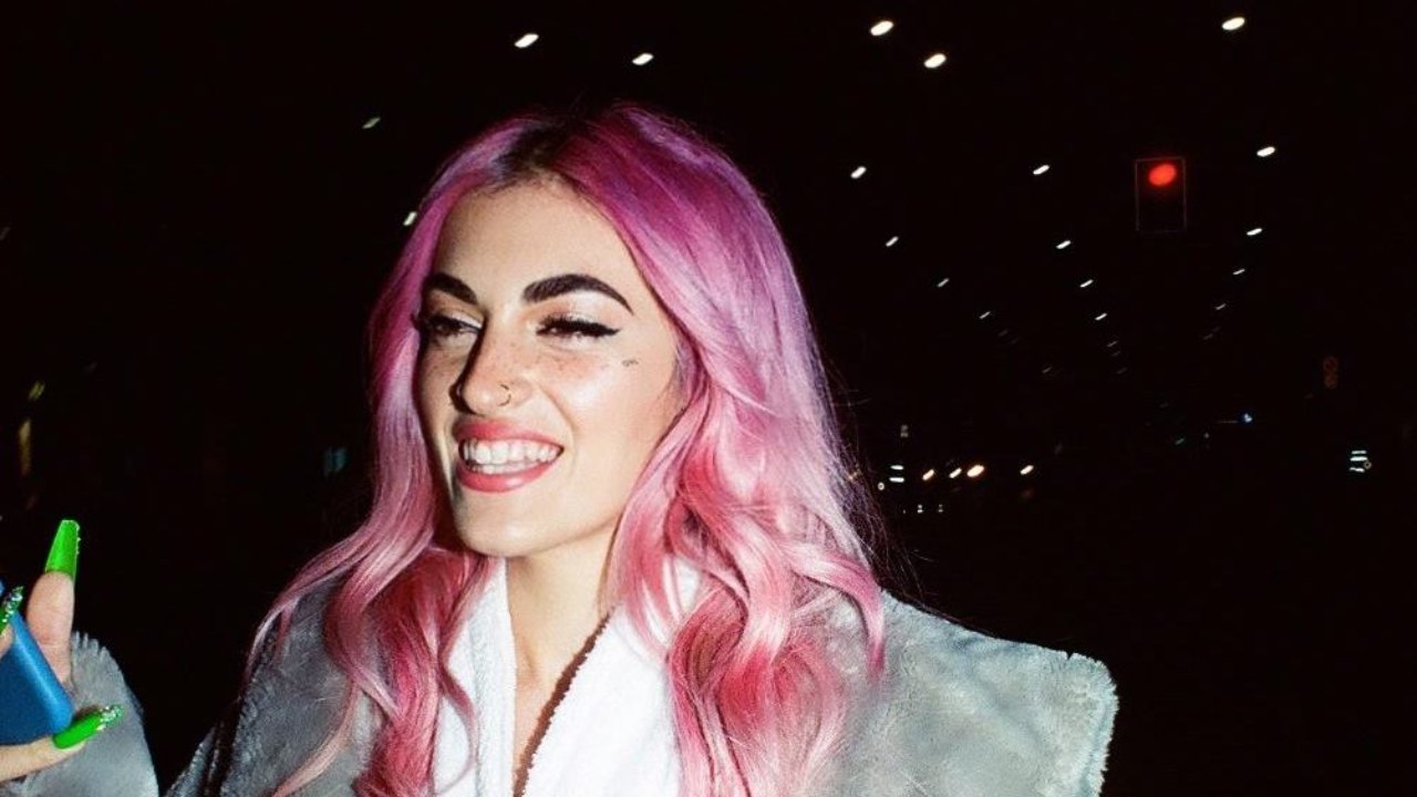 Roshelle "Non lo faccio per gli haters":labbra sensuali trucco da star-FOTO