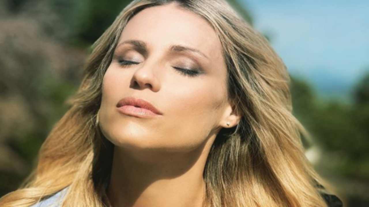 Michelle Hunziker è triste, la sua nostalgia commuove i fan