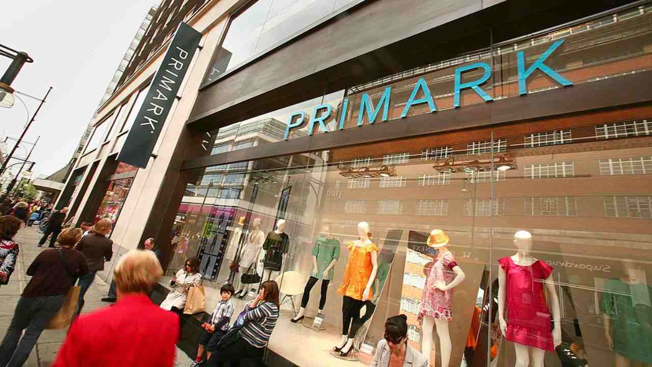 Primark apre a Roma al centro commerciale Maximo