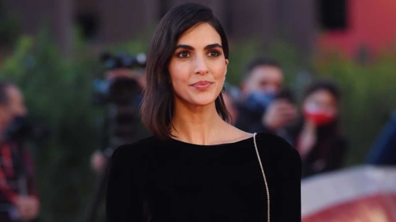 Rocio Morales, il selfie in camera ma il letto è vuoto. Raoul dov'è? - FOTO